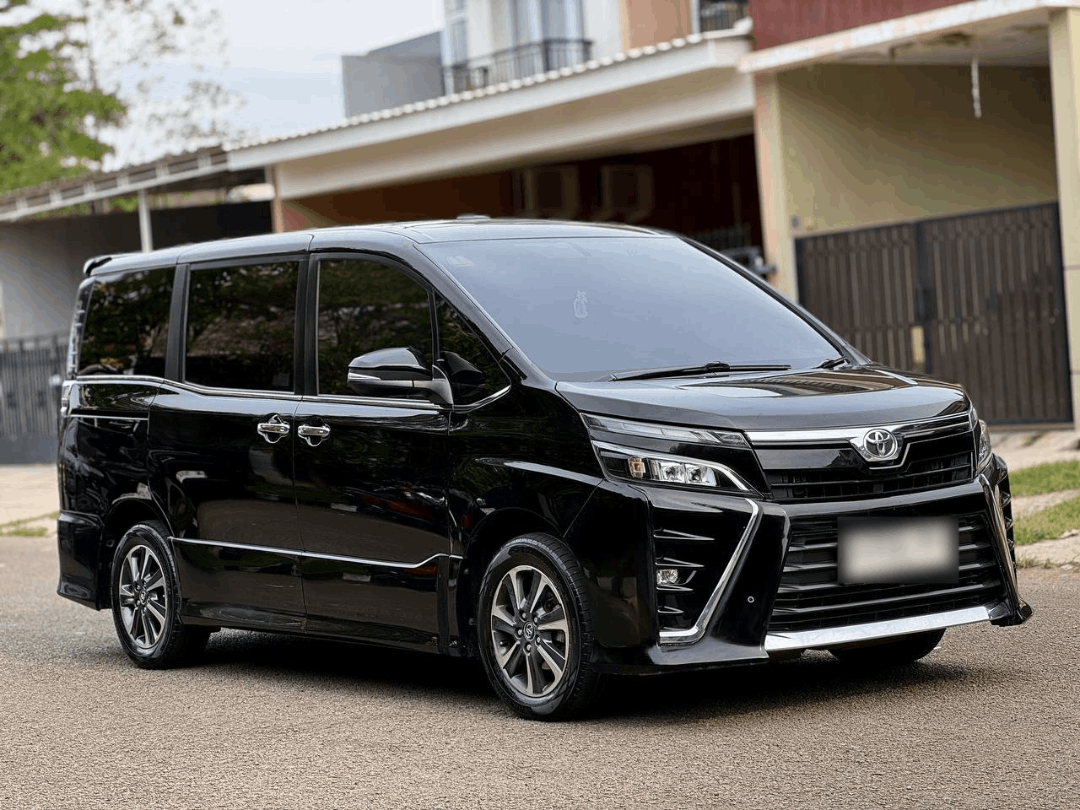 Mobil TOYOTA VOXY 2.0L AT 2018 - Mocil.id