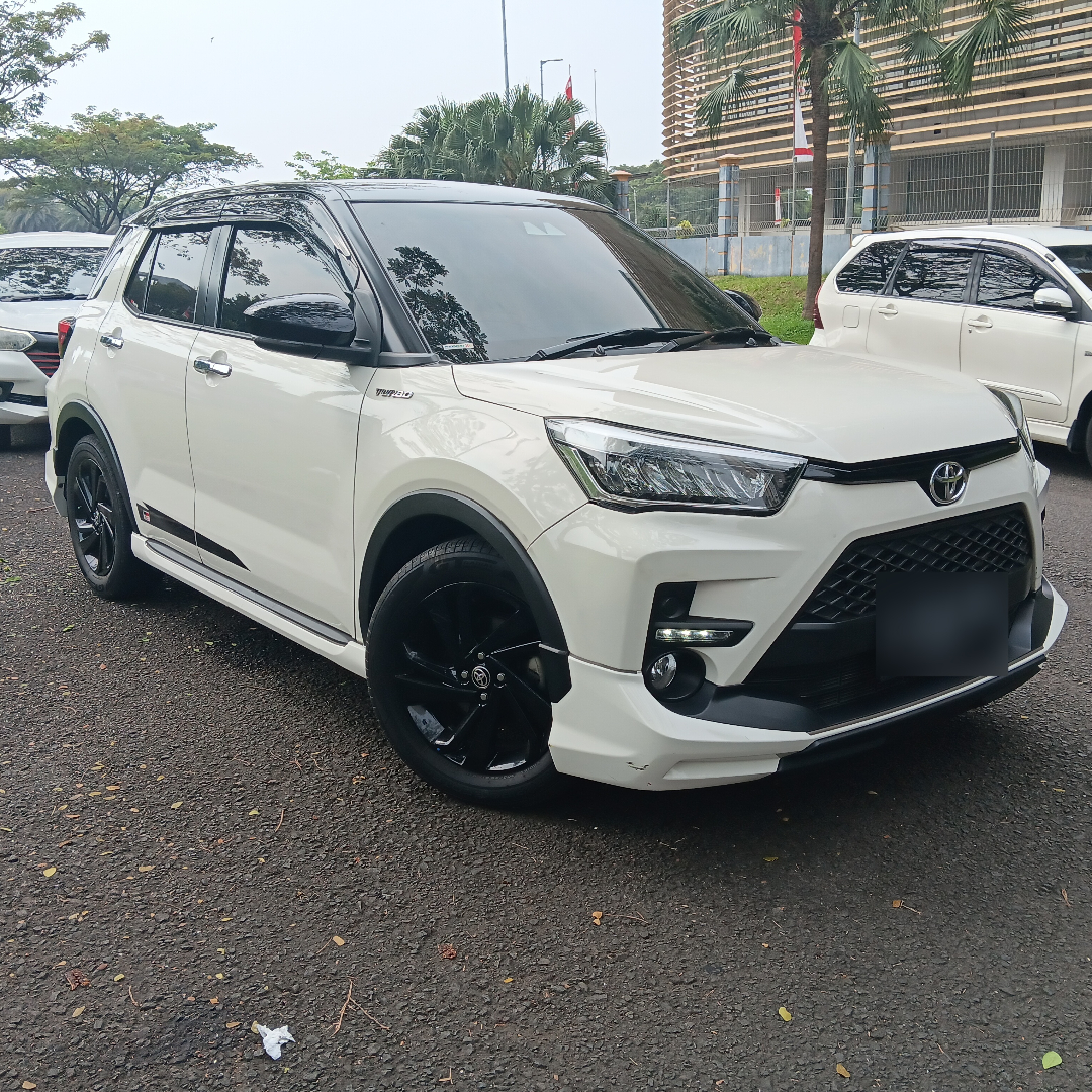 Mobil TOYOTA RAIZE 1.0L GR TSS TT AT 2021 - Mocil.id