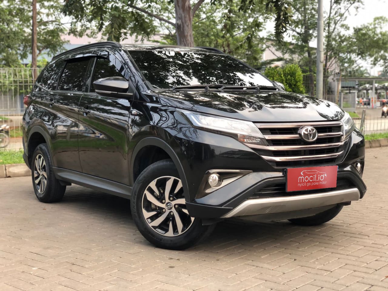 Mobil TOYOTA RUSH 1.5L G AT 2019 - Mocil.id