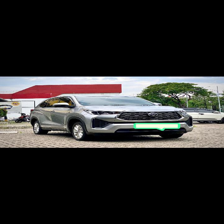 Mobil Toyota Innova 2.0L V CVT Zenix Automatic 2023 - Mocil.id