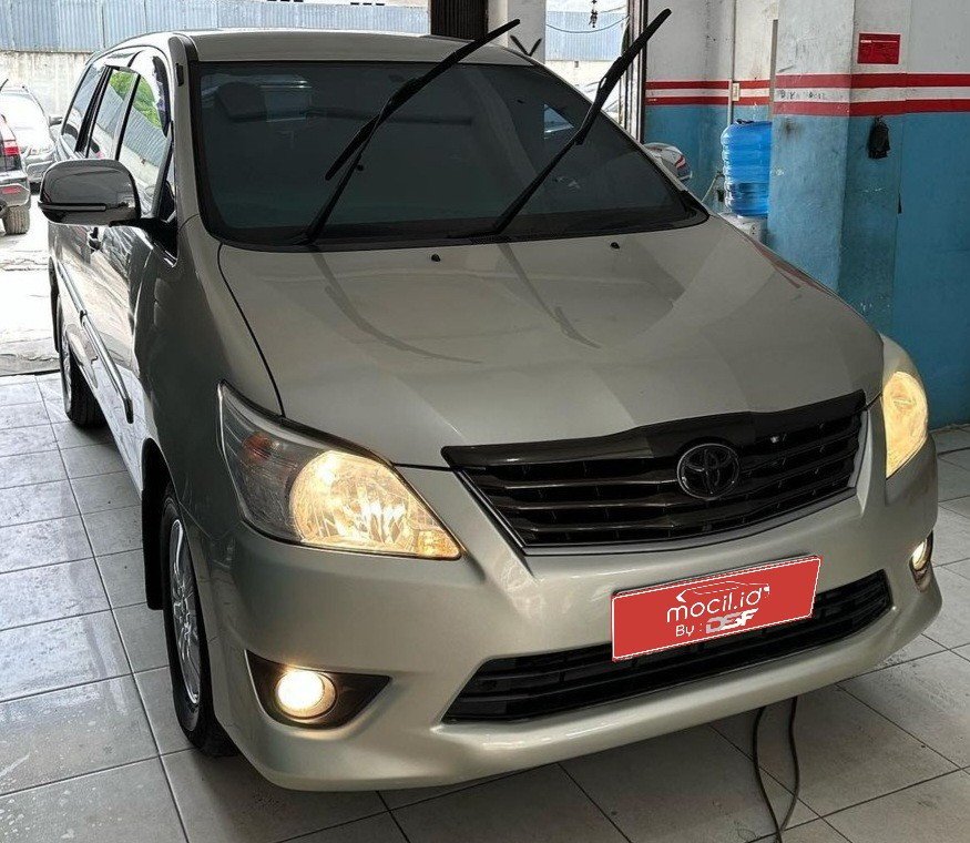 Mobil TOYOTA INNOVA 2.5L G DIESEL AT 2013 - Mocil.id