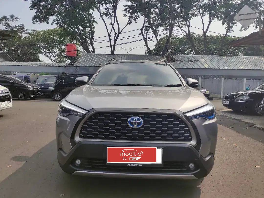 Mobil TOYOTA COROLLA CROSS 1.8L HYBRID AT 2023 - Mocil.id