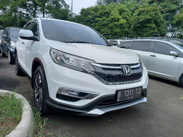 Mobil HONDA CR-V RM3 2WD 2.4 - Mocil.id