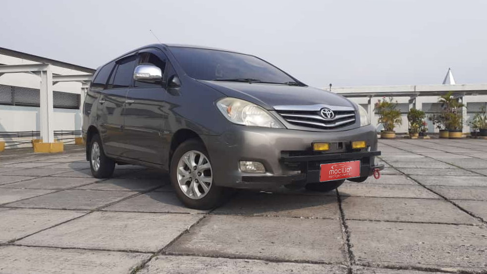 Mobil TOYOTA KIJANG INNOVA 2.5L G DIESEL MT 2010 - Mocil.id