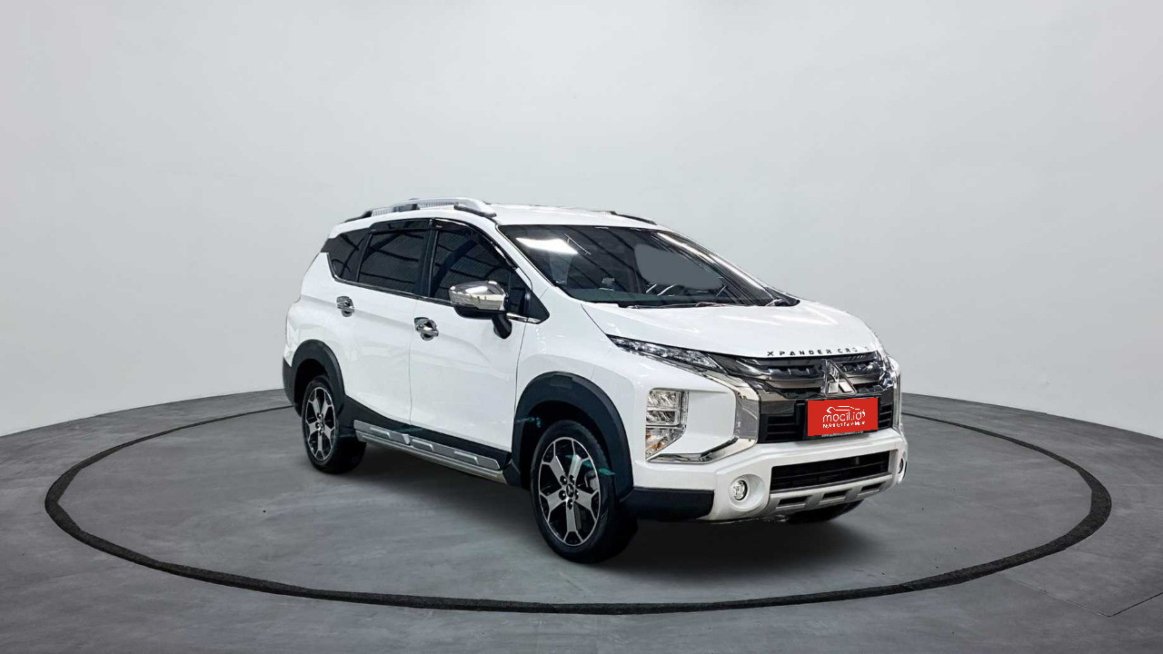 Mobil MITSUBISHI XPANDER 1.5L CROSS PLUS AT 2020 - Mocil.id