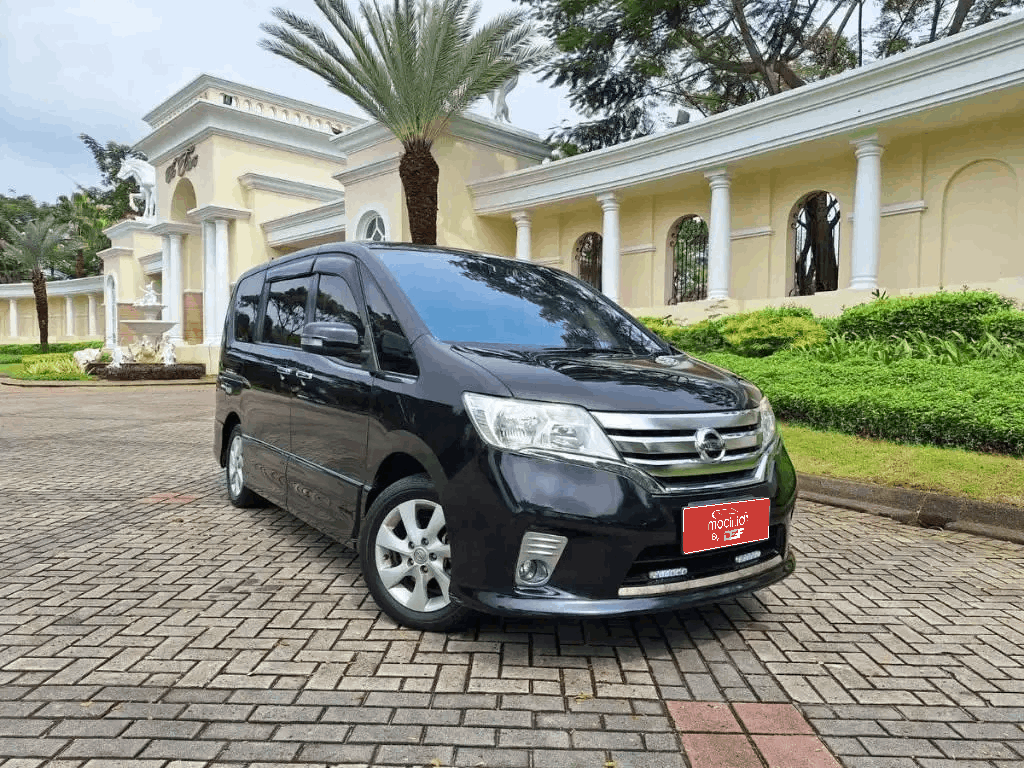 Mobil NISSAN SERENA 2.0L HWS PANORAMIC AT 2014 - Mocil.id