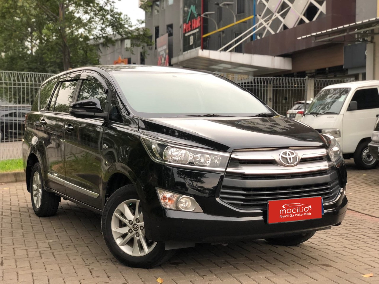 Mobil TOYOTA INNOVA 2.0L G BENSIN AT 2019 - Mocil.id