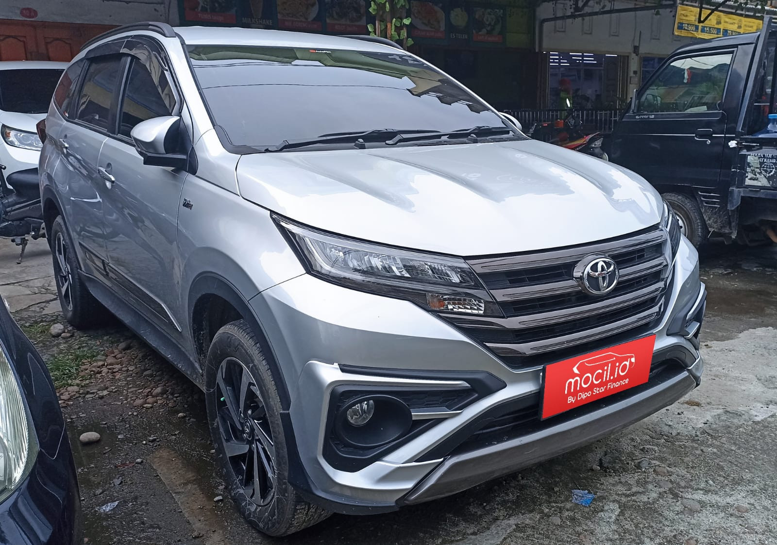 Mobil TOYOTA RUSH 1.5L GR SPORT MT 2022 - Mocil.id