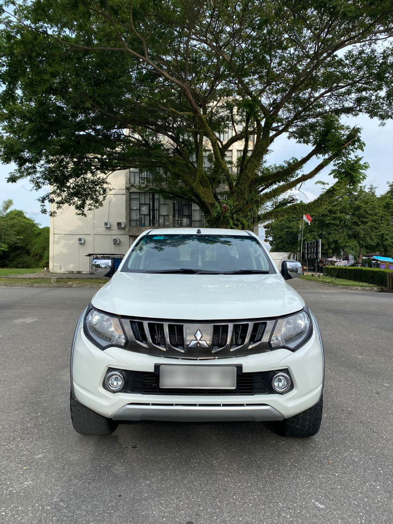 Mobil MITSUBISHI TRITON 2.4L DC GLS MT 2018 - Mocil.id
