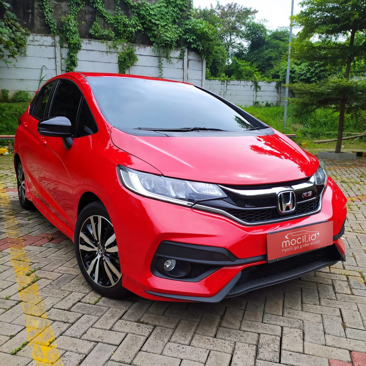 Mobil HONDA JAZZ 1.5L RS AT 2020 - Mocil.id