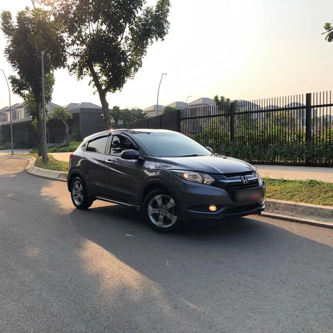 Mobil HONDA HR-V 1.5L E 2017 - Mocil.id