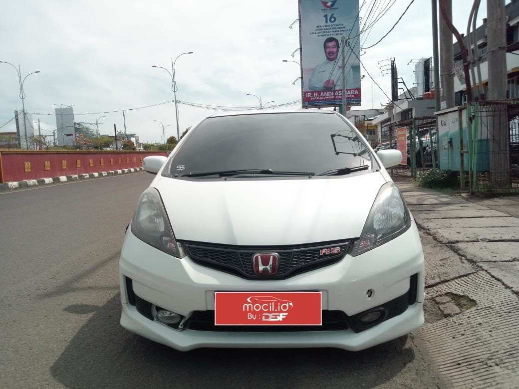 Mobil HONDA JAZZ GE8 1.5E CKD AT 2014 - Mocil.id