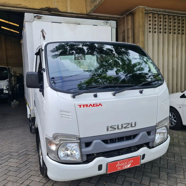 Mobil ISUZU TRAGA 2.5L BOX ALUMINIUM MT 2021 - Mocil.id