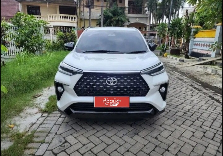 Mobil TOYOTA AVANZA 1.5L VELOZ Q TSS AT 2022 - Mocil.id