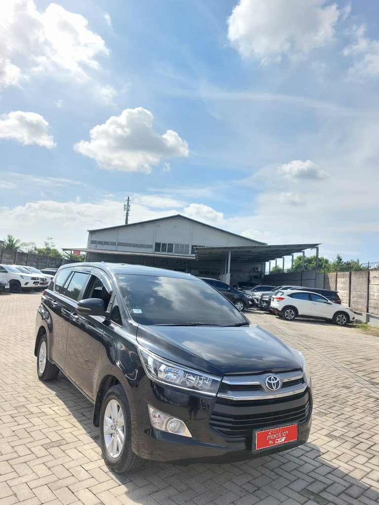 Mobil TOYOTA INNOVA 2.4 MT 2020 - Mocil.id