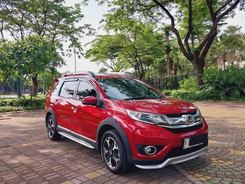 Mobil HONDA BR-V 1.5L E PRESTIGE AT 2016 - Mocil.id