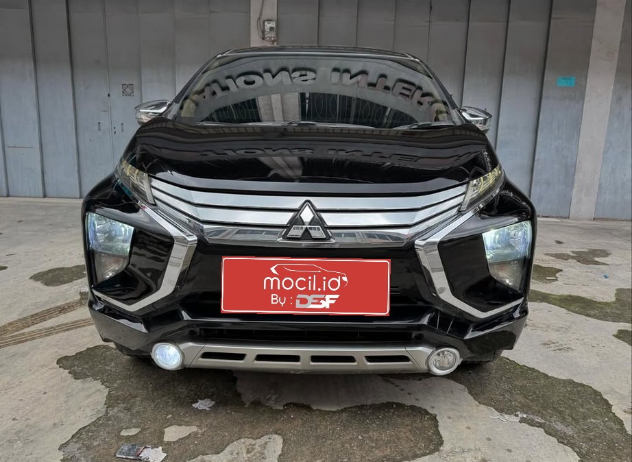 Mobil MITSUBISHI XPANDER ULTIMATE AT 2018 HITAM - Mocil.id