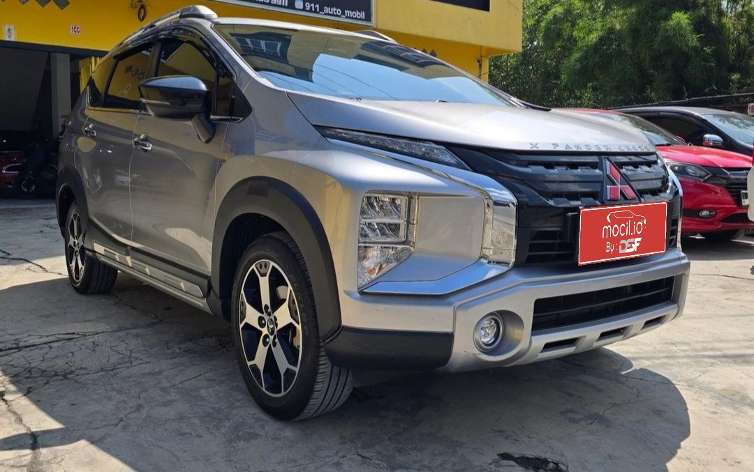 Mobil MITSUBISHI XPANDER CROSS 1.5L MT 2022 - Mocil.id