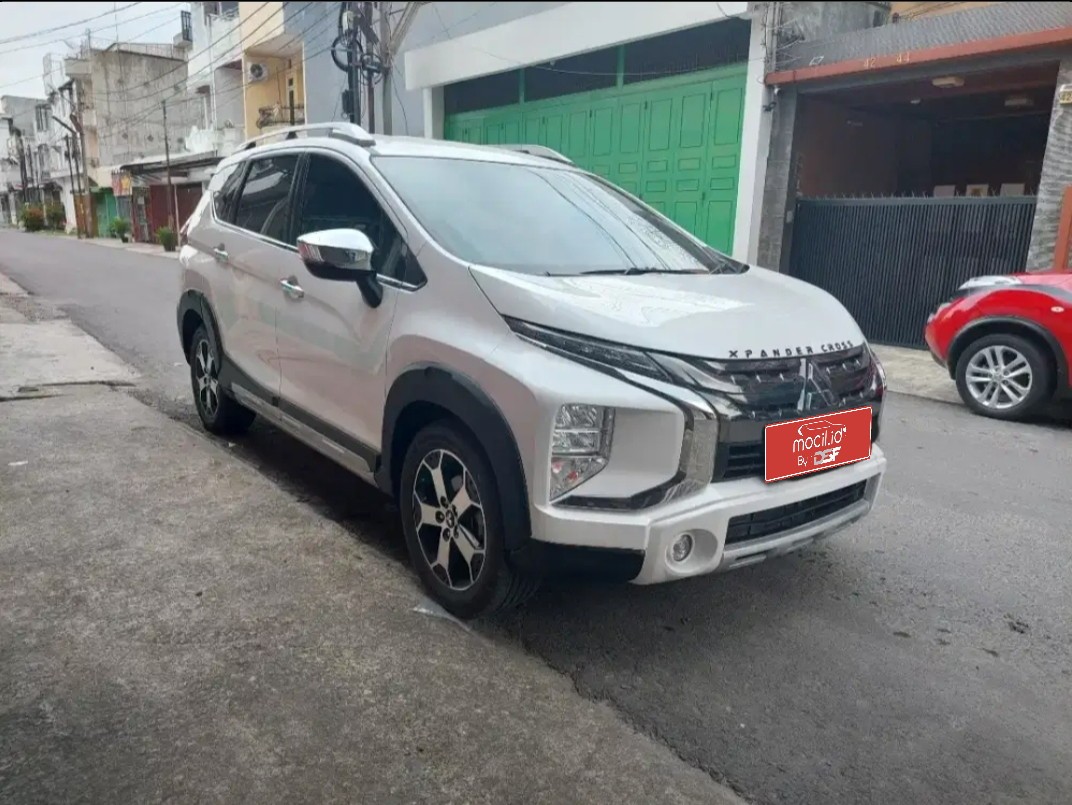 Mobil MITSUBISHI XPANDER CROSS 1.5L PREMIUM PACKAGE AT 2020 - Mocil.id