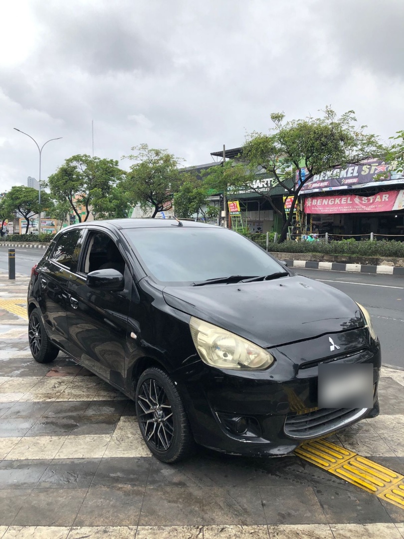 Mobil MITSUBISHI MIRAGE GLS 1.2L AT 2012 - Mocil.id