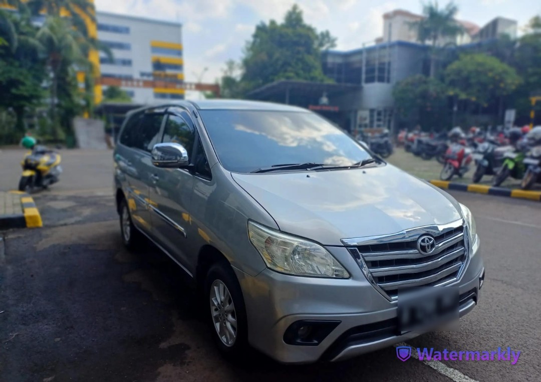 Mobil TOYOTA INNOVA 2.0L E AT 2015 - Mocil.id