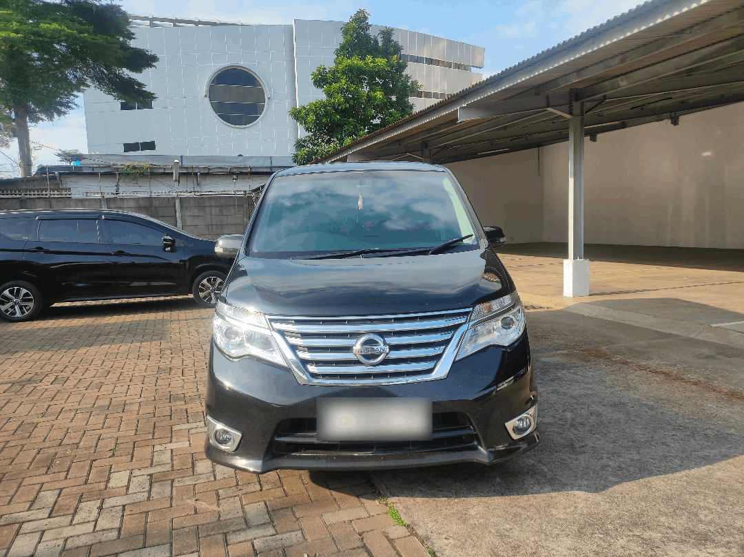 Mobil NISSAN SERENA 2.0L HWS AT 2018 - Mocil.id