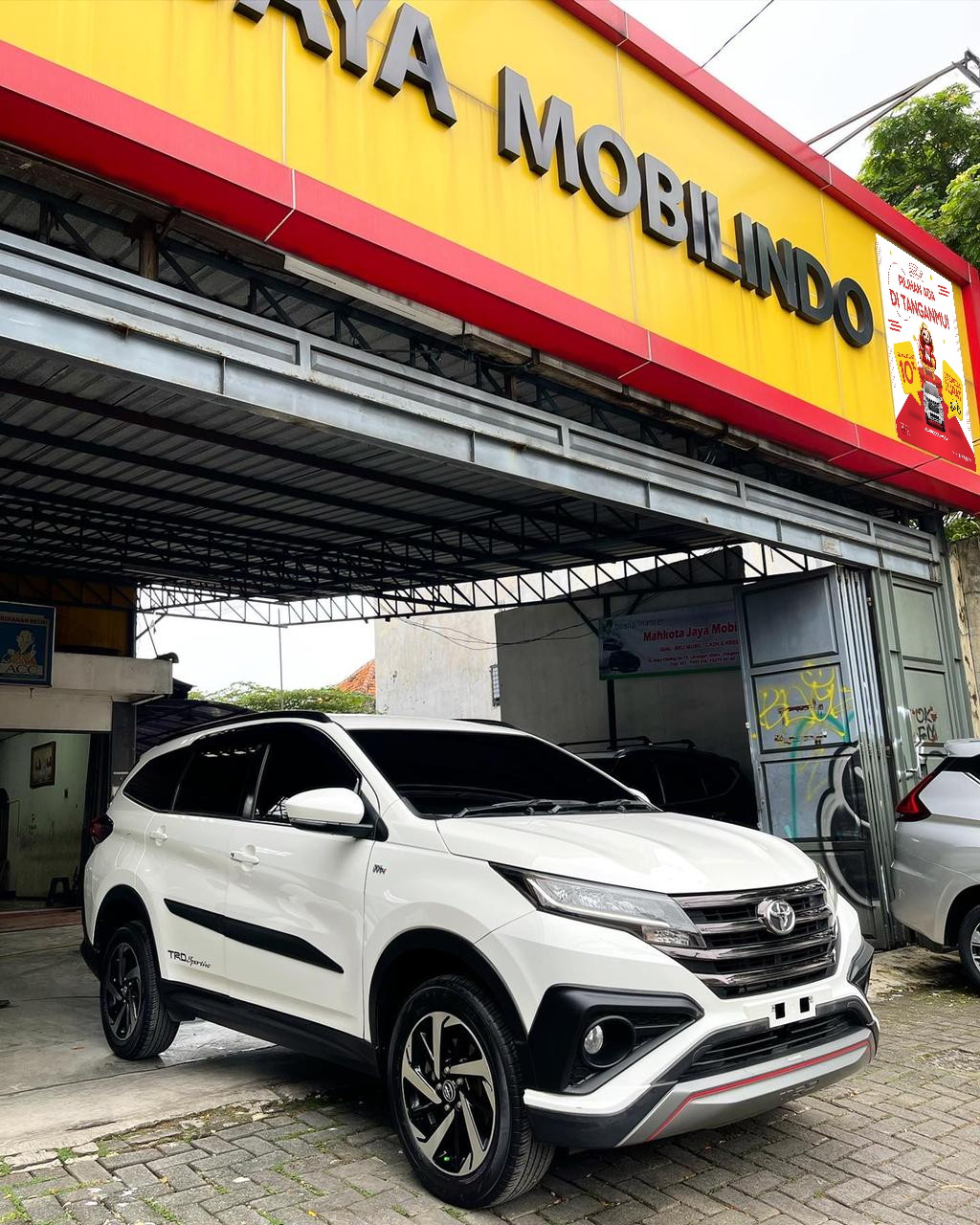 Mobil TOYOTA RUSH 1.5L TRD AT 2019 - Mocil.id