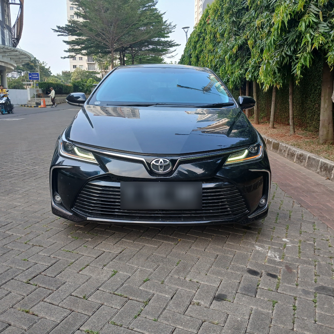 Mobil TOYOTA COROLA ALTIS V AT 2020 - Mocil.id