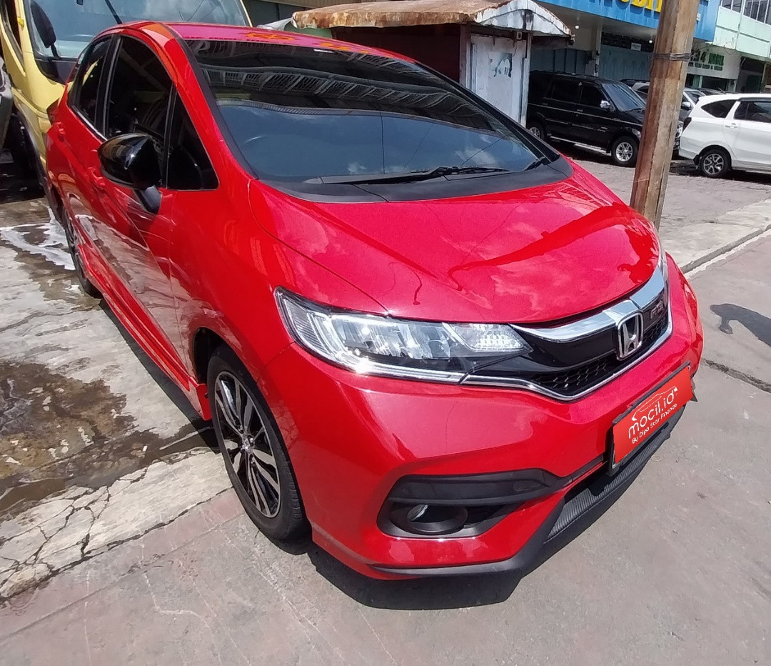 Mobil Honda Jazz 1.5L RS AT 2020 - Mocil.id