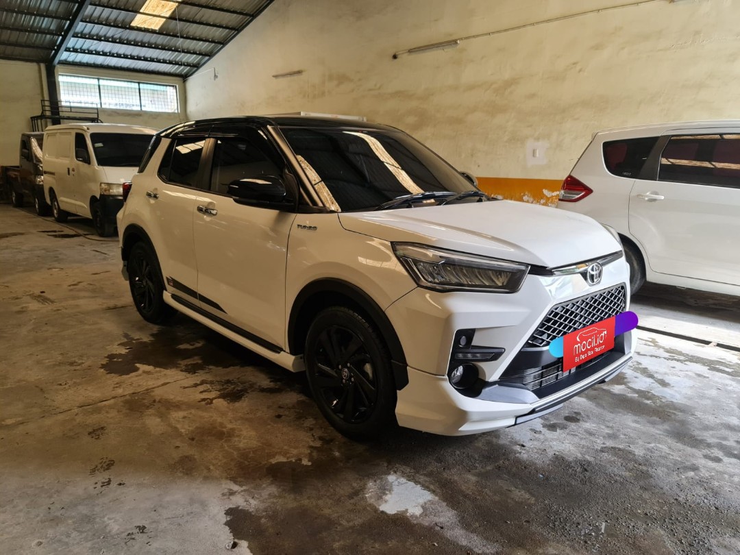 Mobil TOYOTA RAIZE 1.0L TURBO GR SPORT TWO TONE AT 2021 - Mocil.id