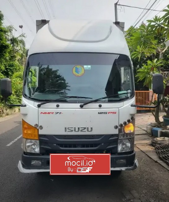 Mobil ISUZU 6 RODA LONG CHASIS NMR71L 3.0L BOX DIESEL MT 2021 - Mocil.id