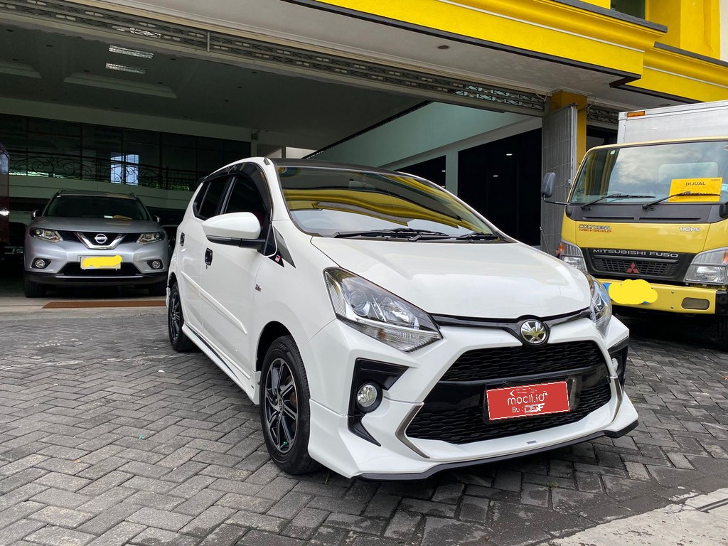 Mobil TOYOTA AGYA GR SPORT 1.2L AT 2022 - Mocil.id