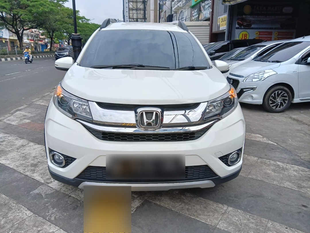 Mobil HONDA BRV E MT 2016 - Mocil.id