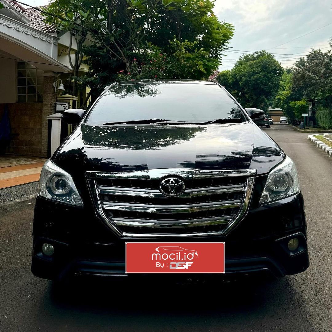 Mobil INNOVA G DIESEL 2.4L AT 2014 - Mocil.id