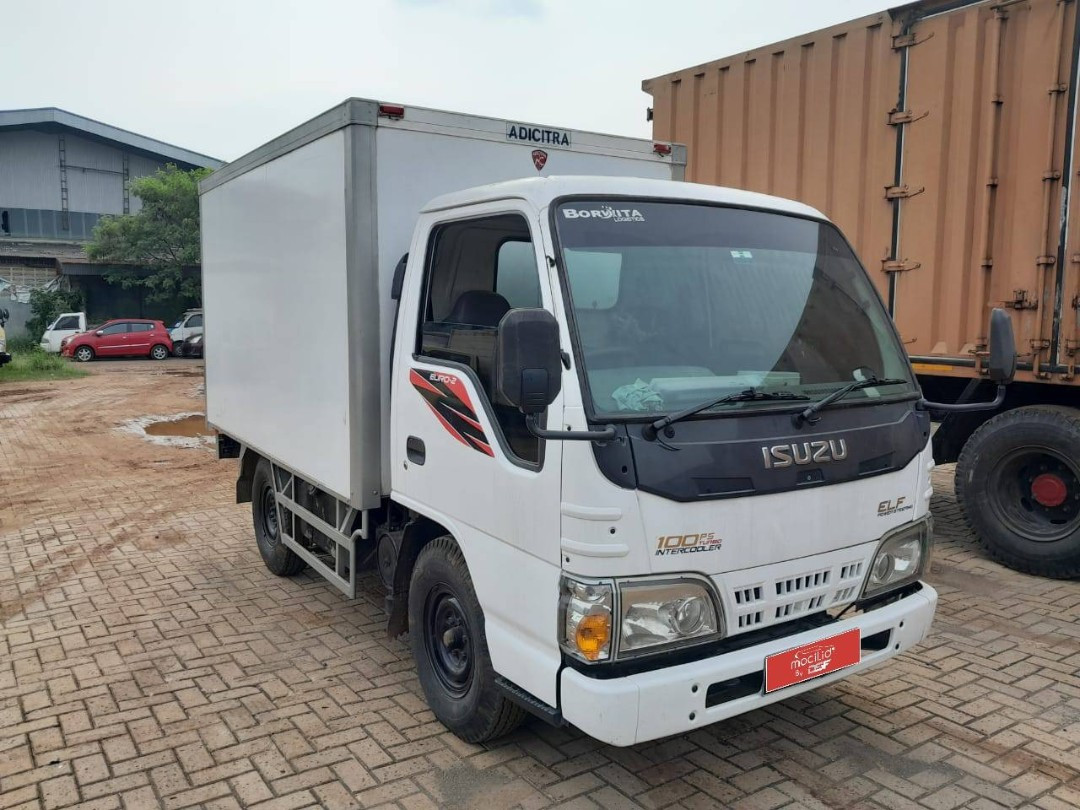 Mobil ISUZU ELF NHR55 2.7L MT 2016 - Mocil.id