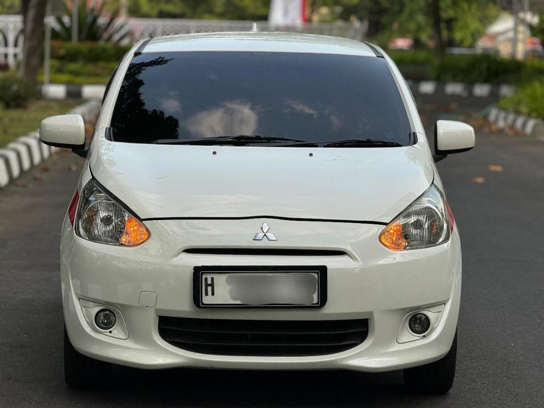 Mobil MITSUBISHI MIRAGE 1.2 GLS-F (4X2) AT 2015 - Mocil.id