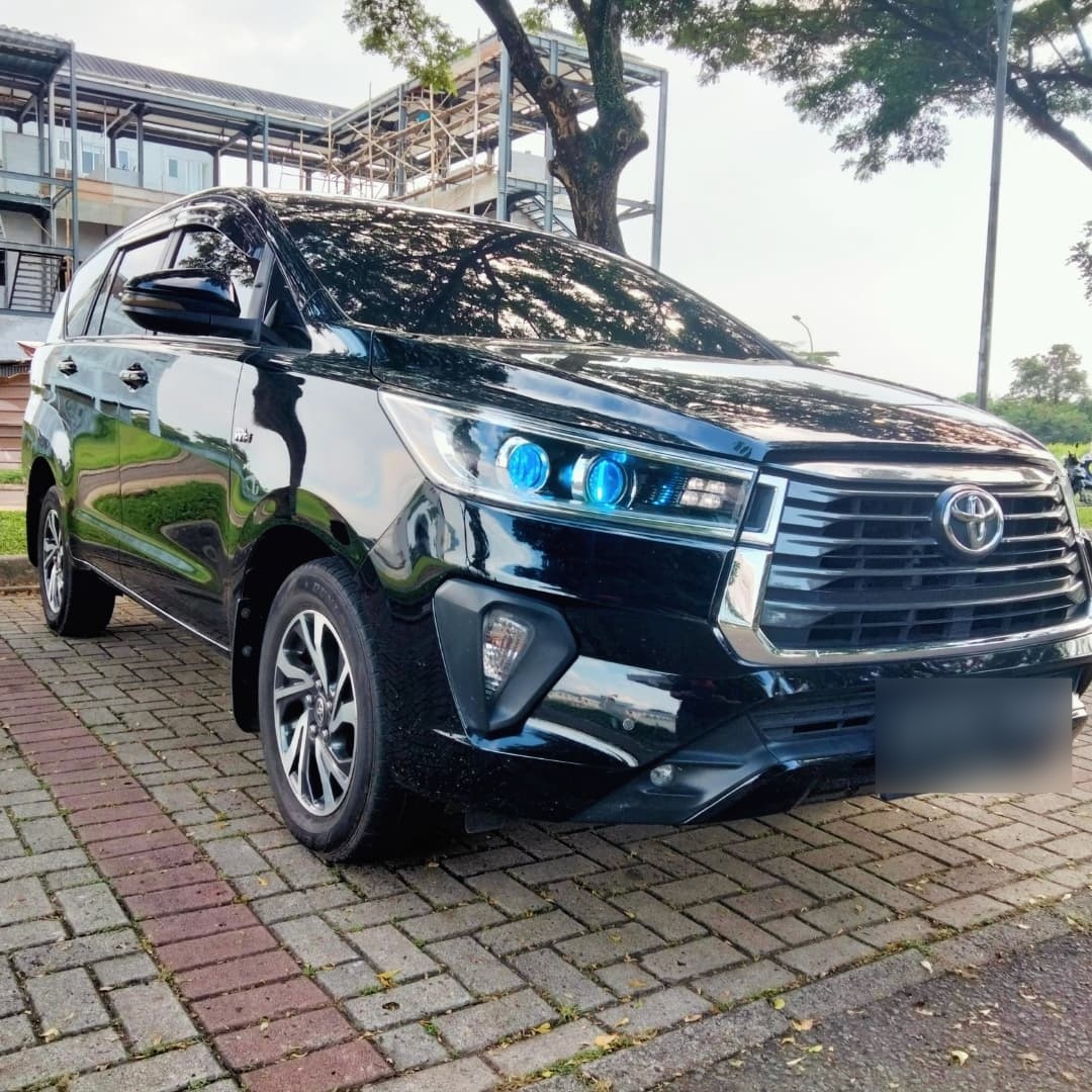 Mobil TOYOTA INNOVA 2.0L V BENSIN AT 2021 - Mocil.id