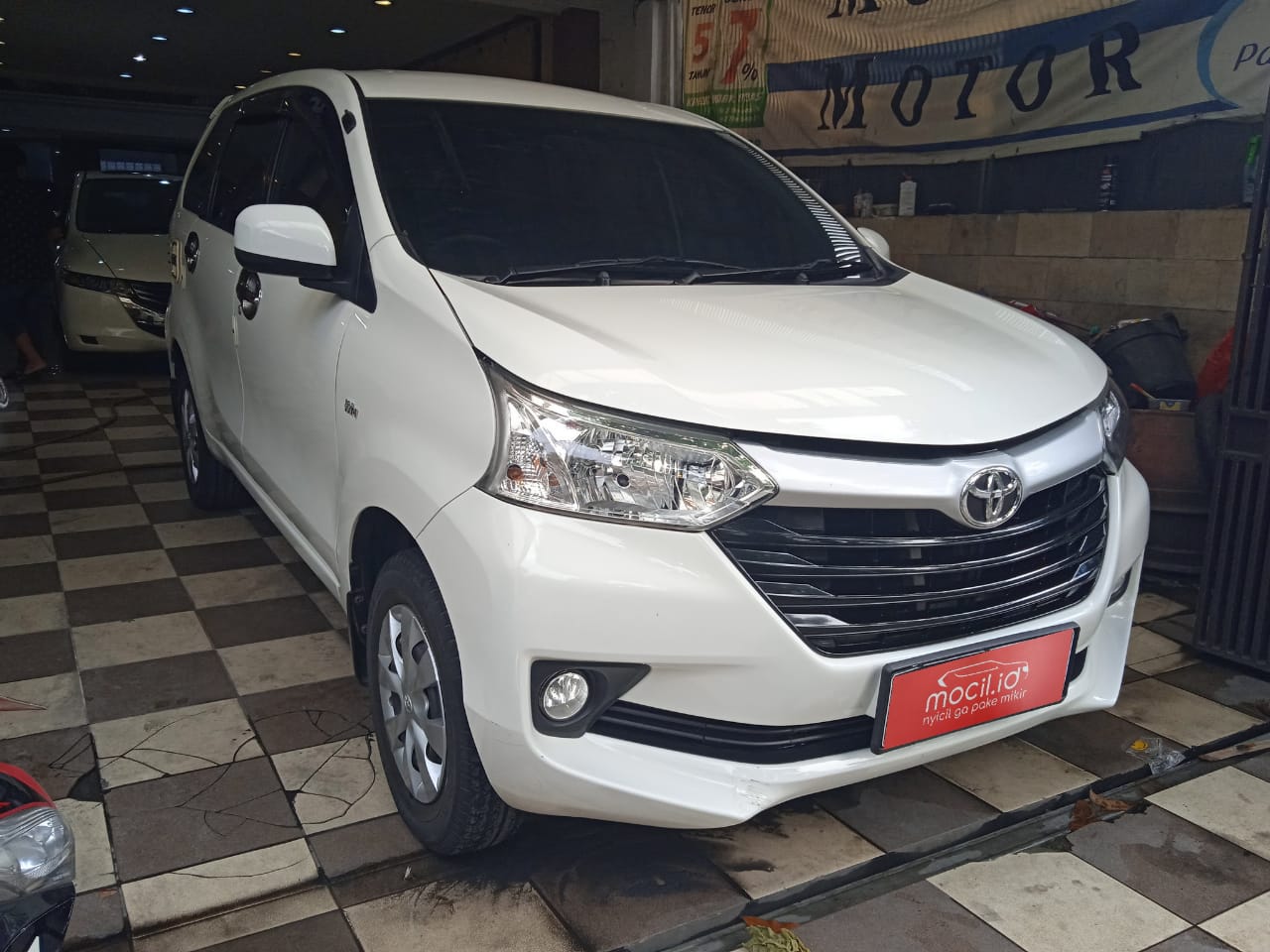 Mobil TOYOTA AVANZA 1.3L E MT 2018 - Mocil.id