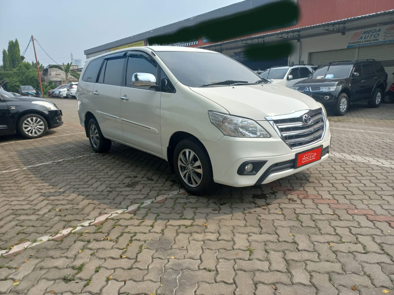 Mobil TOYOTA INNOVA 2.5L G DIESEL AT 2015 - Mocil.id