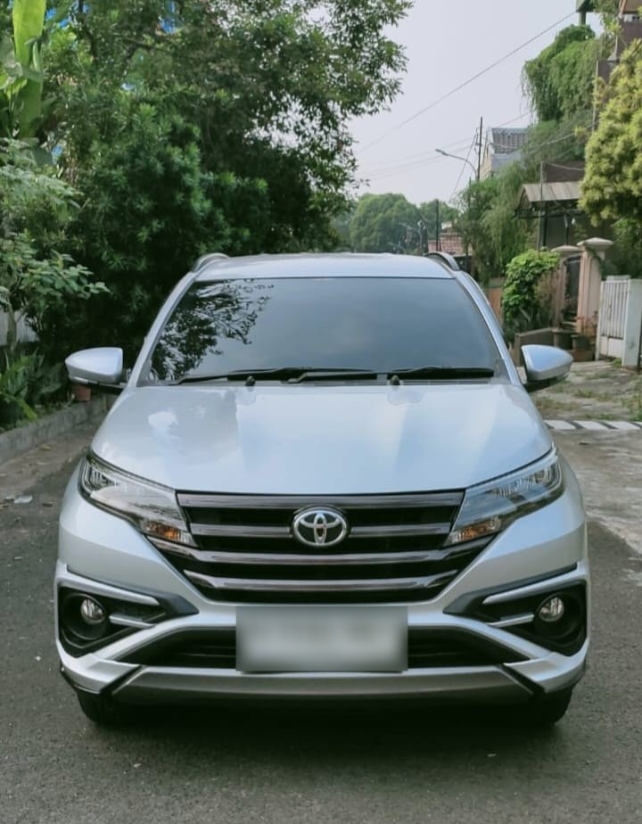 Mobil TOYOTA RUSH GR SPORT 1.5 AT 2023 - Mocil.id