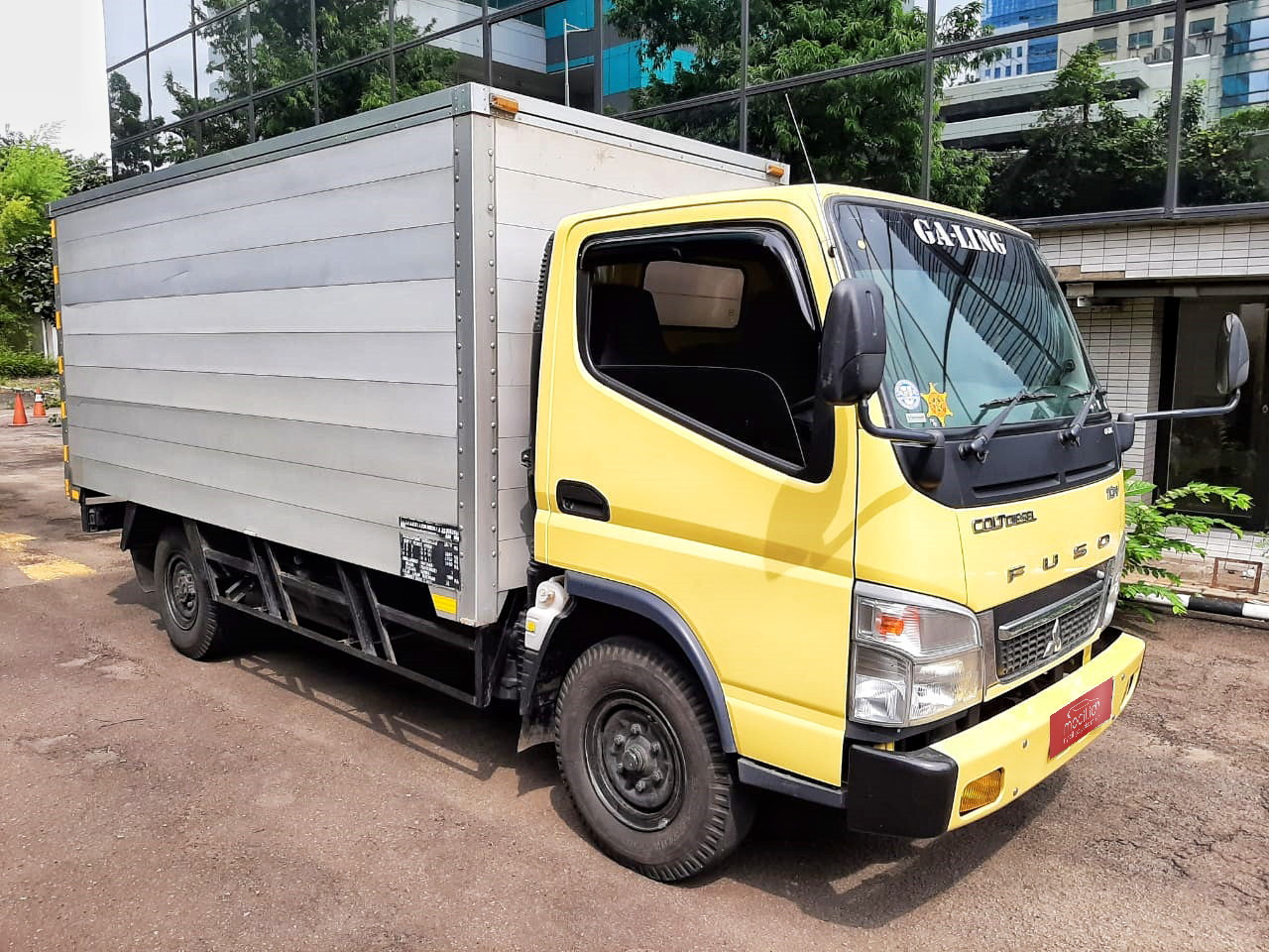 Mobil MITSUBISHI COLT DIESEL FE 71 + BOX ALUMUNIUM 2019 - Mocil.id