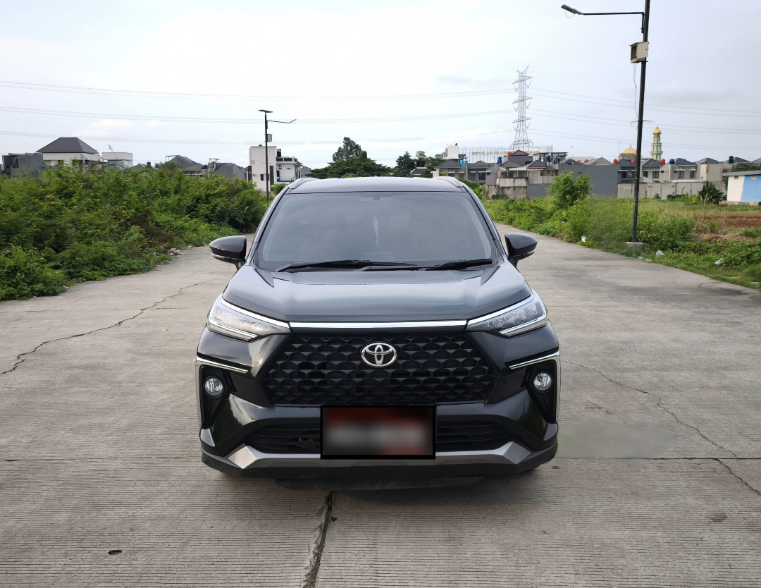 Mobil Toyota Velos Q MT 2023 - Mocil.id