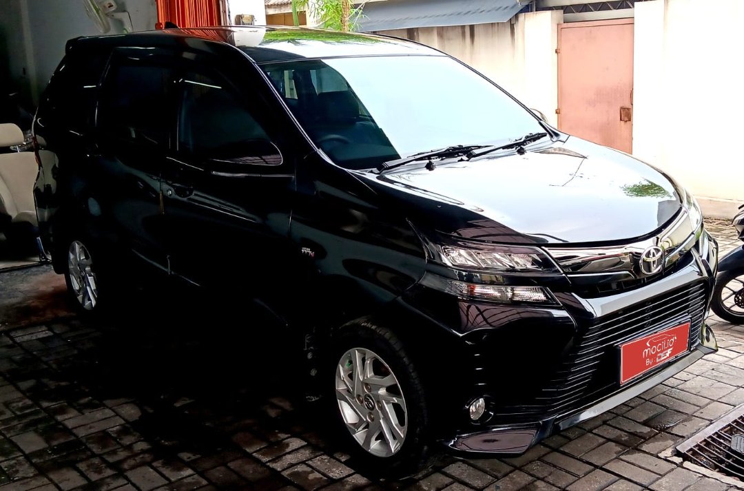 Mobil TOYOTA AVANZA 1.3L VELOZ AT 2020 - Mocil.id