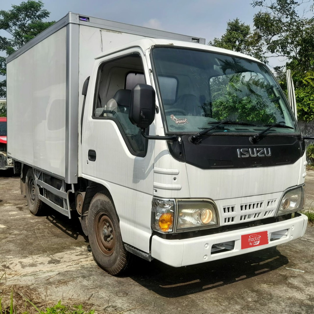 Mobil ISUZU TRUCK 2.7L E-2 ELF NHR 55 MT 2016 - Mocil.id