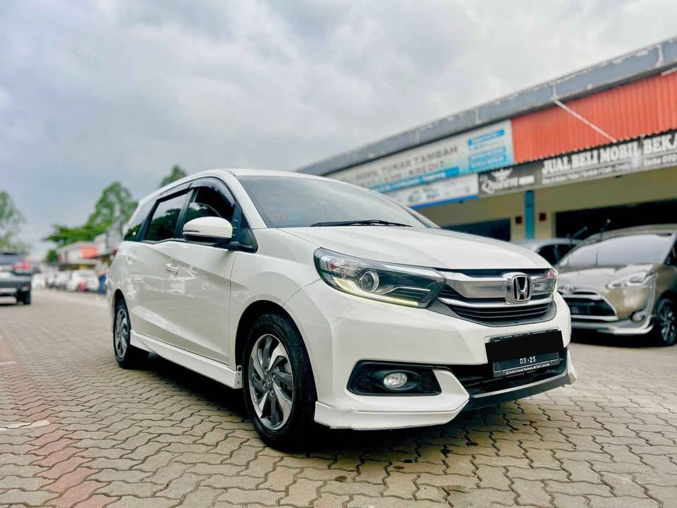 Mobil HONDA MOBILIO E MT 2020 - Mocil.id