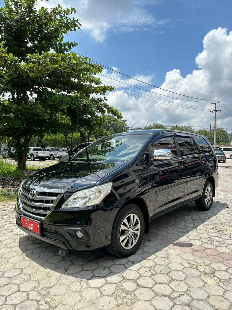 Mobil TOYOTA INNOVA 2.4 G MT 2014 - Mocil.id