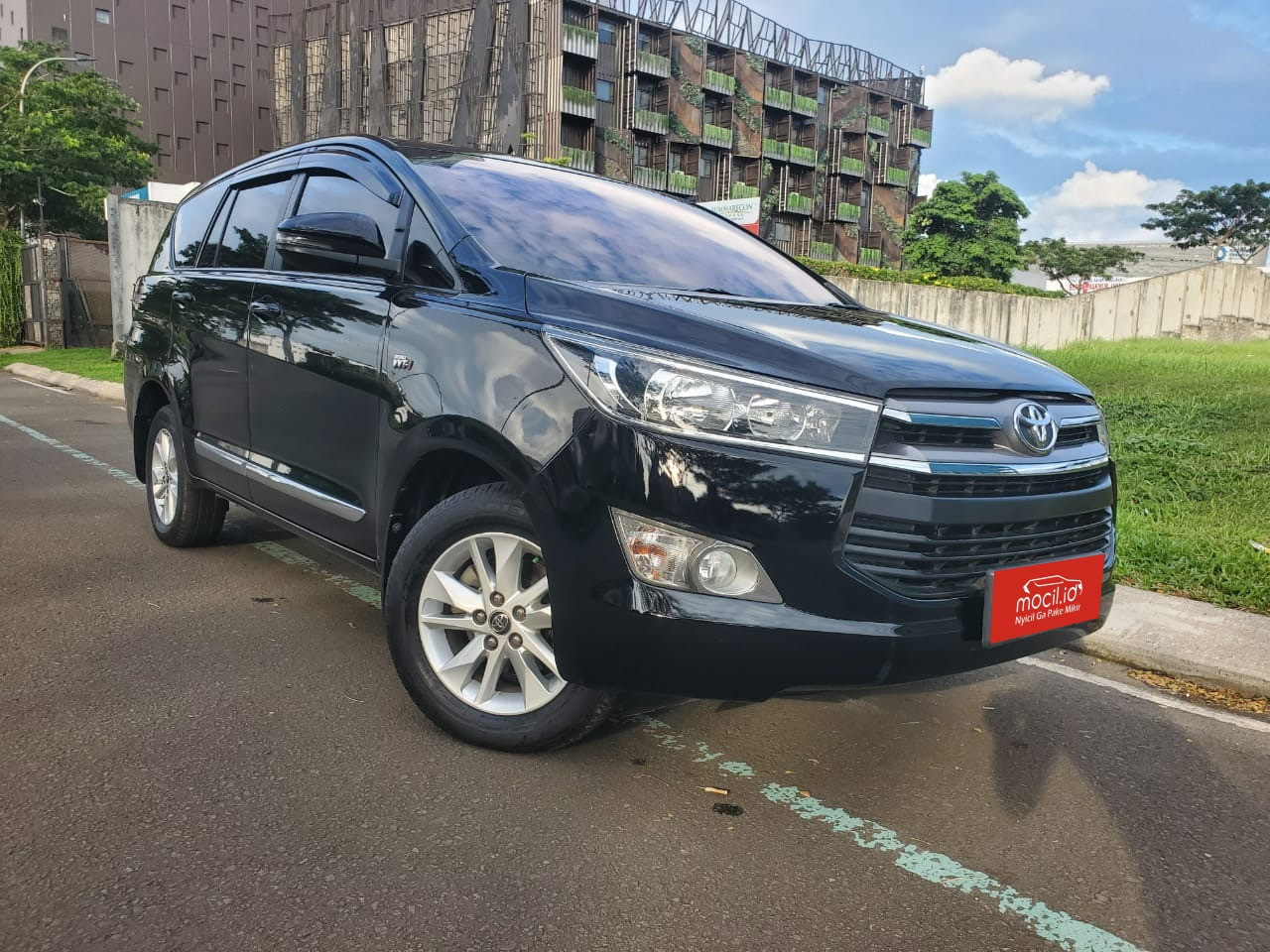 Mobil Toyota Kijang Innova Reborn-Bensin 2.0 G Automatic 2018