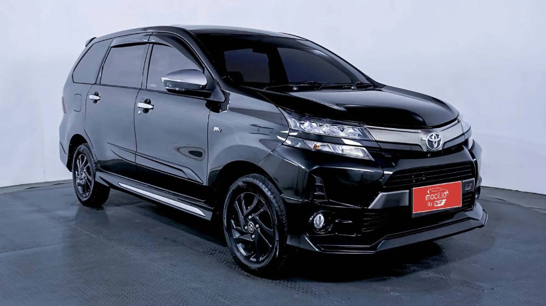 Mobil TOYOTA AVANZA 1.5L VELOZ AT 2021 - Mocil.id