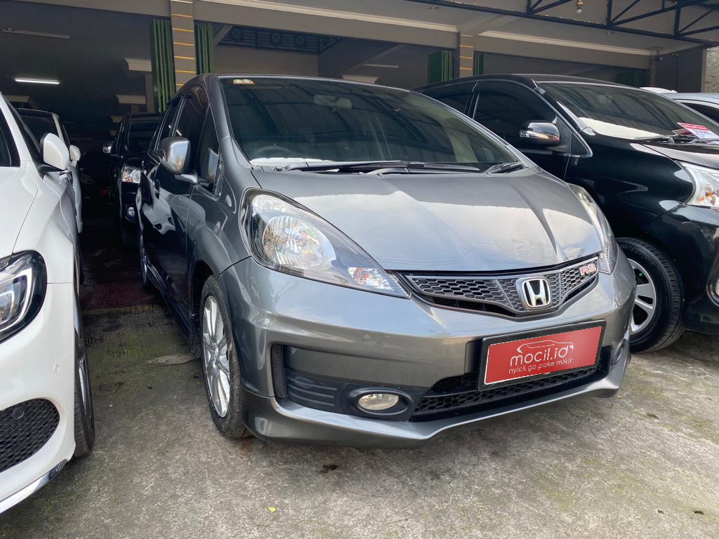 Mobil HONDA JAZZ 1.5L RS AT 2013 - Mocil.id
