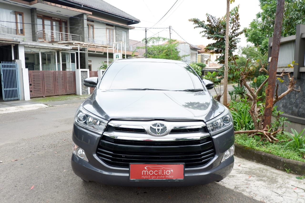 Mobil TOYOTA INNOVA 2.4L V DIESEL AT 2018 - Mocil.id